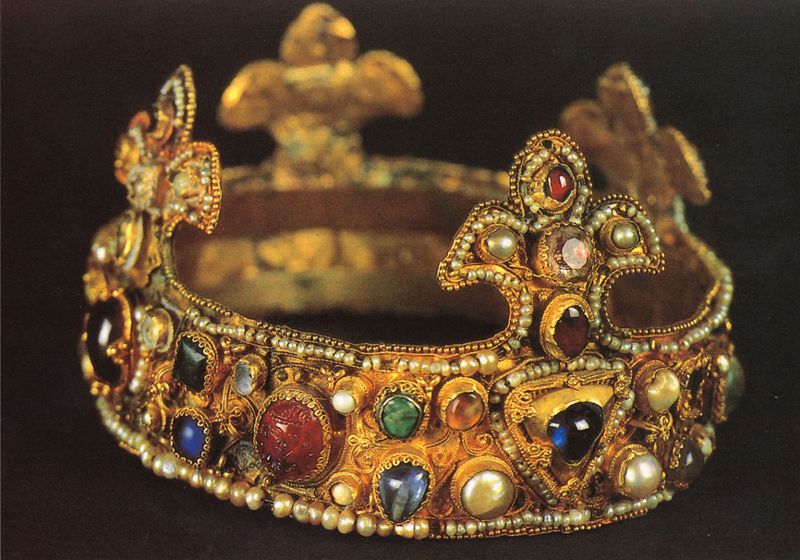 Official and Historic Crowns of the World and their Locations: Italy 37 ...